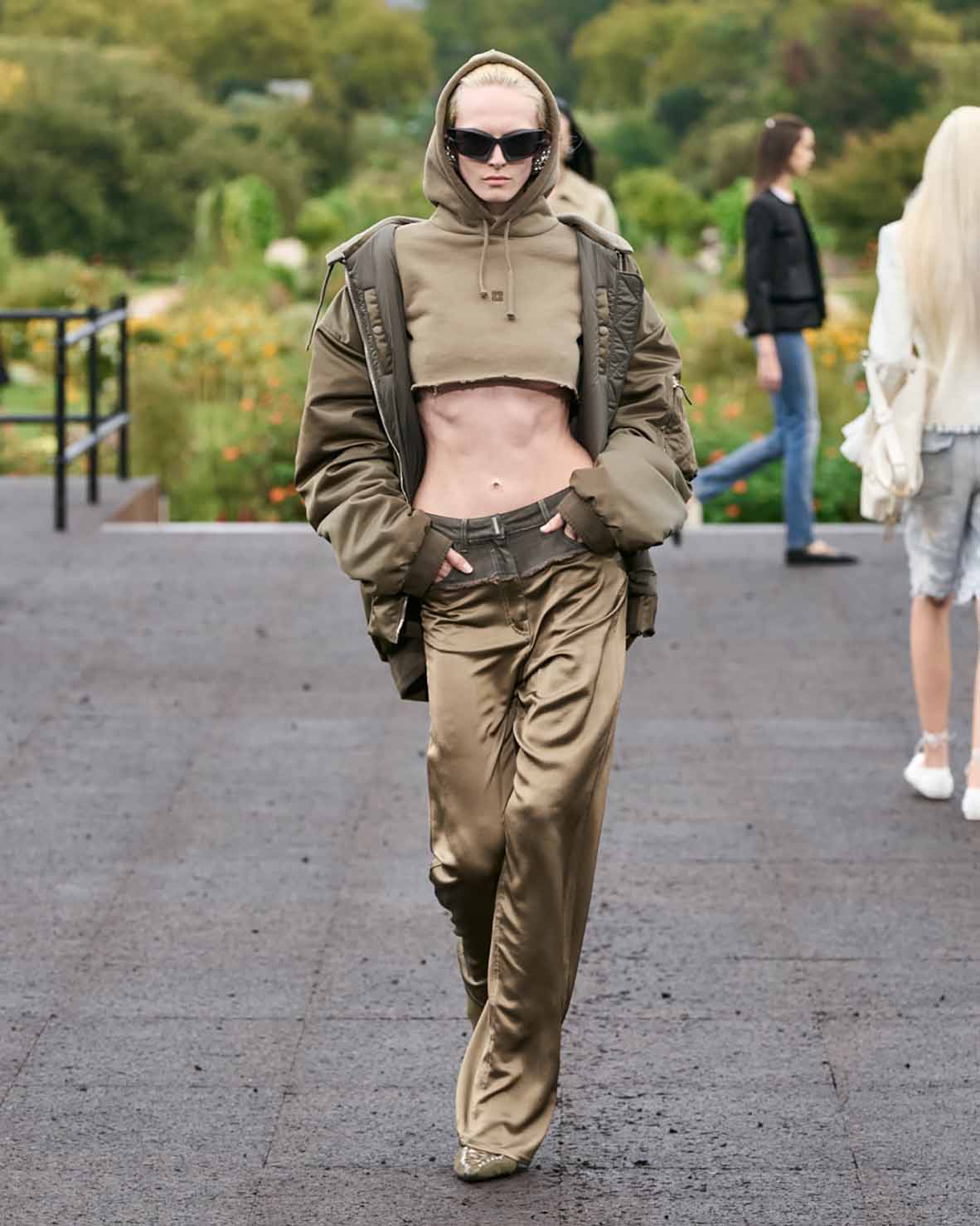 Givenchy Spring Summer 2023 Women’s Ready-to-wear Collection